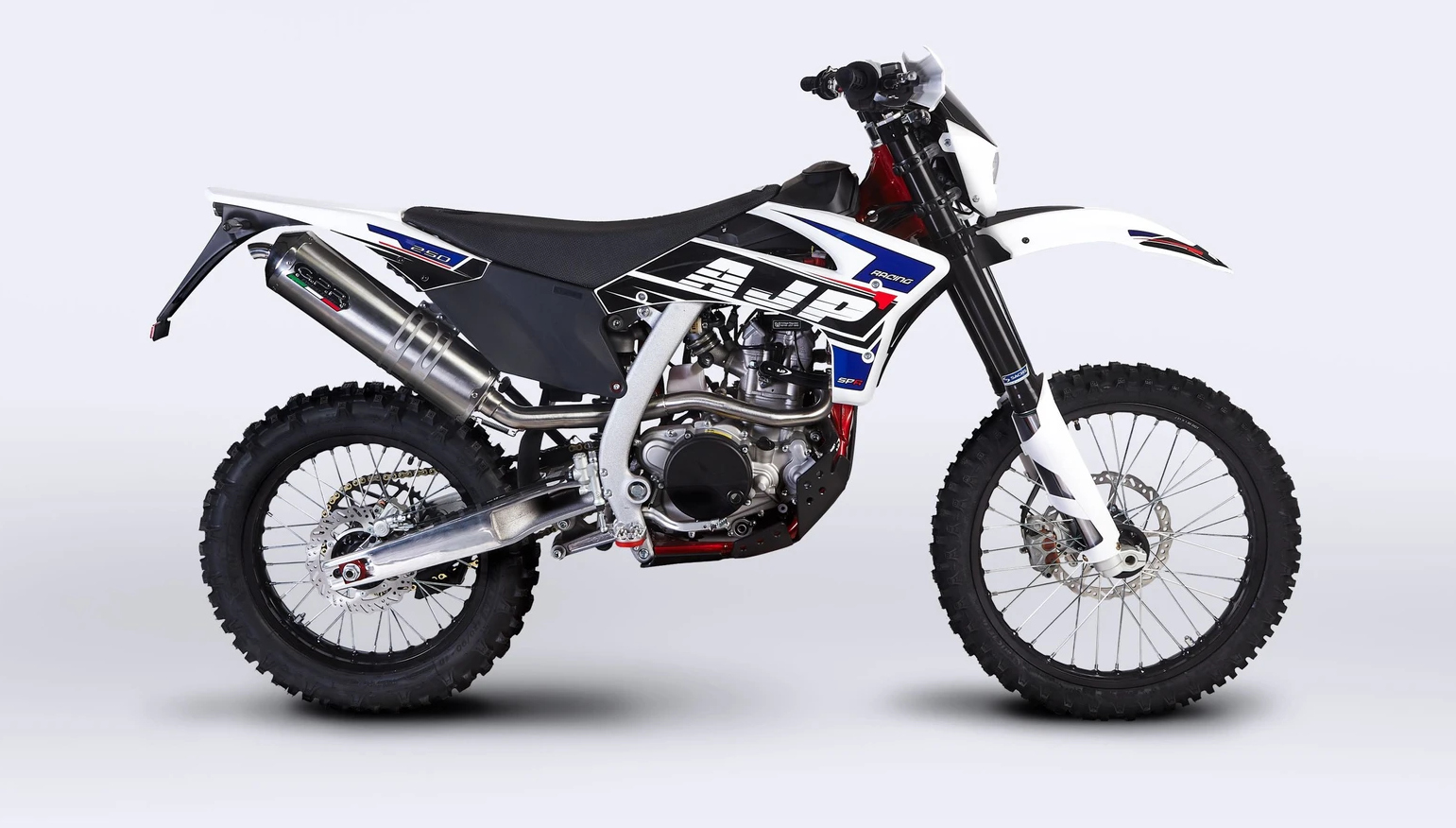 AJP, SWM, Bajaj SALES - Έως και -2.600 ευρώ, μέχρι τις 15/12! | MOTOMAG